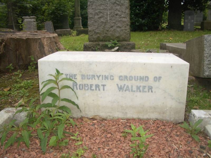 Bobby Walker's grave - The Terrace - Jambos Kickback