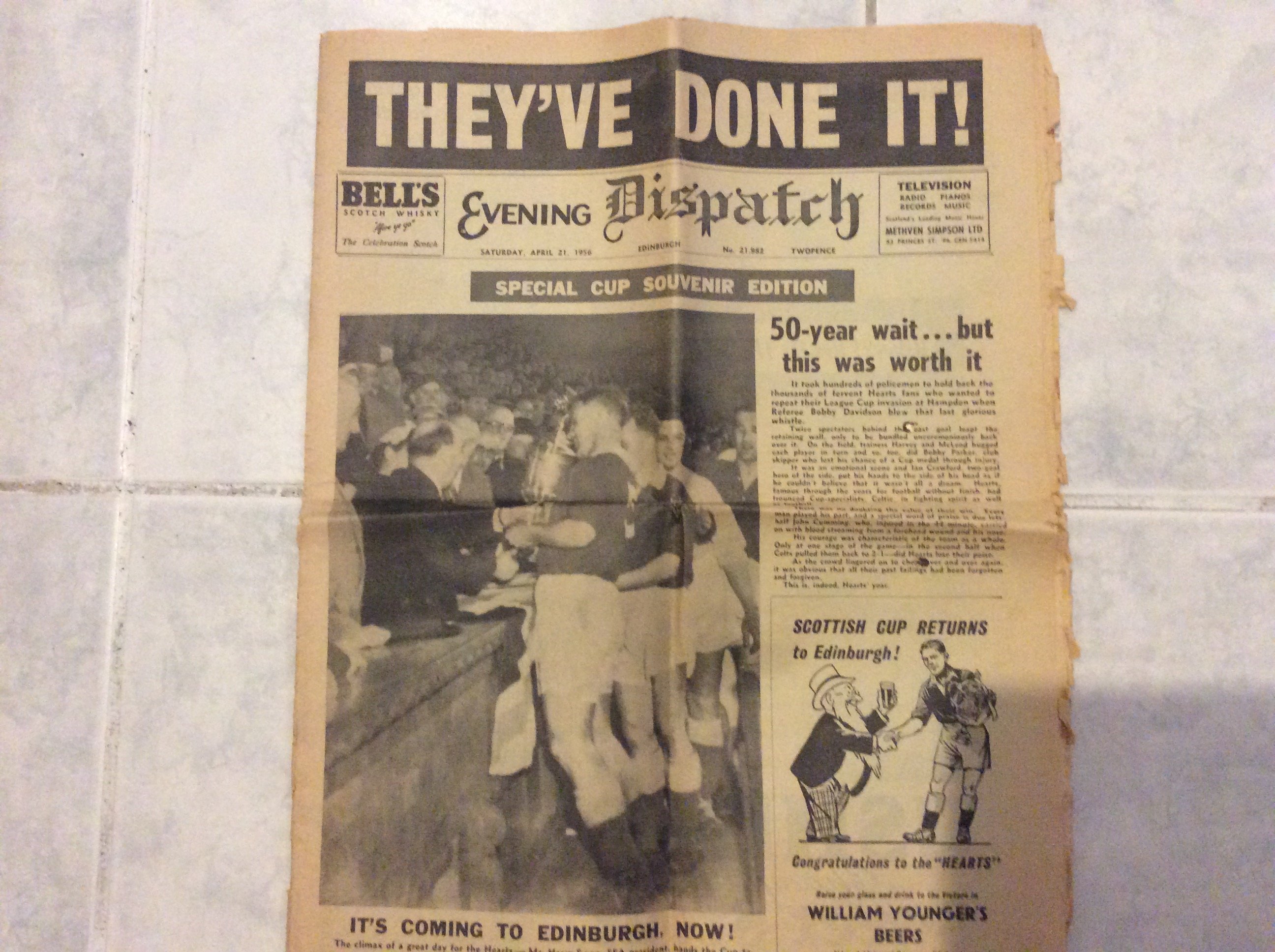 Scottish Cup Final 1956 - The Terrace - Jambos Kickback