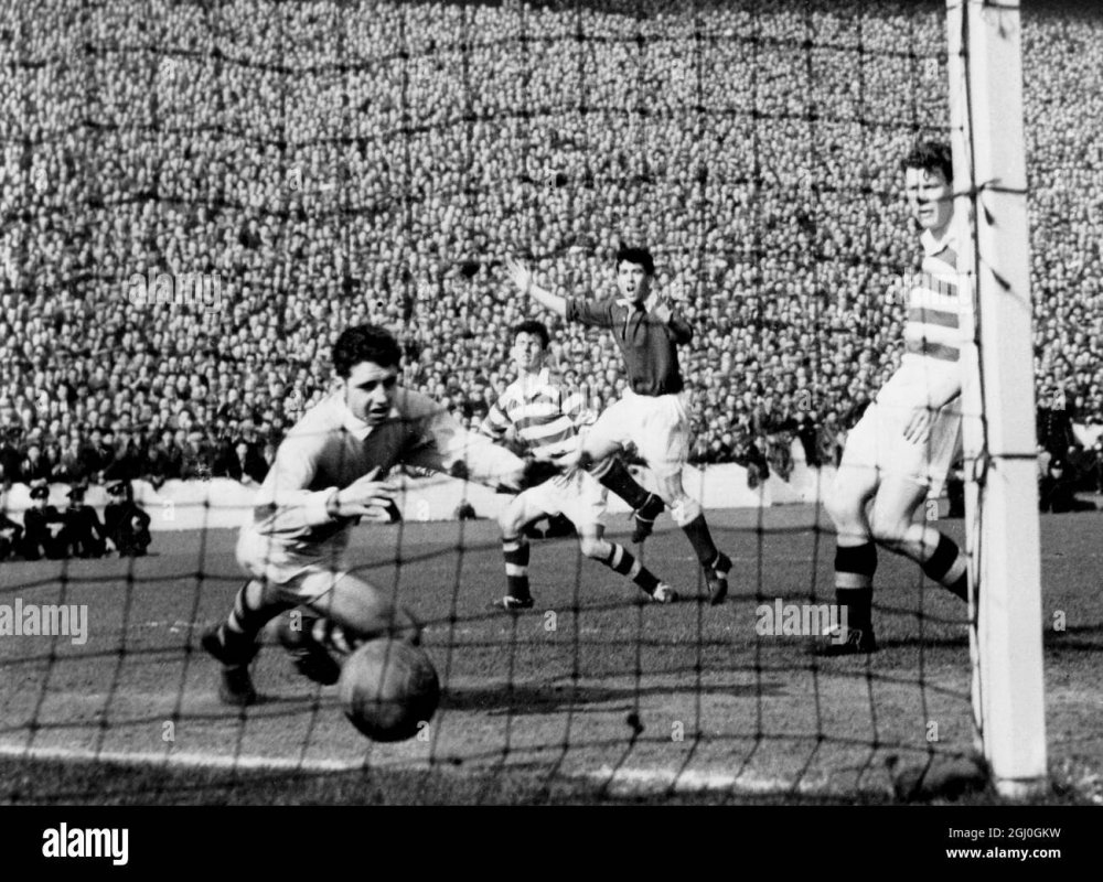 Scottish Cup Final 1956 - The Terrace - Jambos Kickback
