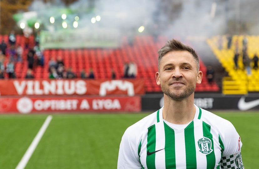 Saulius Mikoliūnas - The Terrace - Jambos Kickback